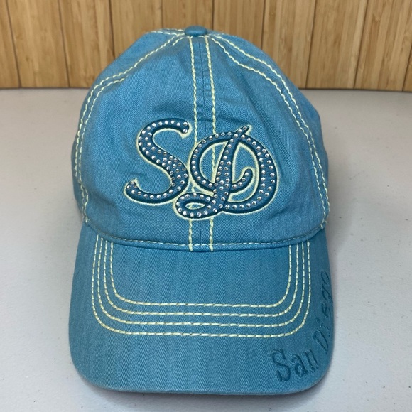 Robin Ruth | Accessories | Robin Ruth San Diego Cotton Embroidered ...